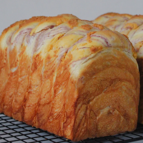 Homemade Taro Paste Salted Egg Yolk Bread - Greatminds-Global Bakery ...